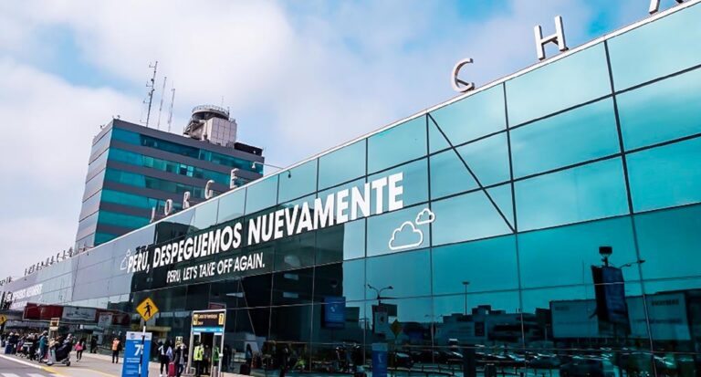Everything you need to know about Lima's airport: An airport city ...